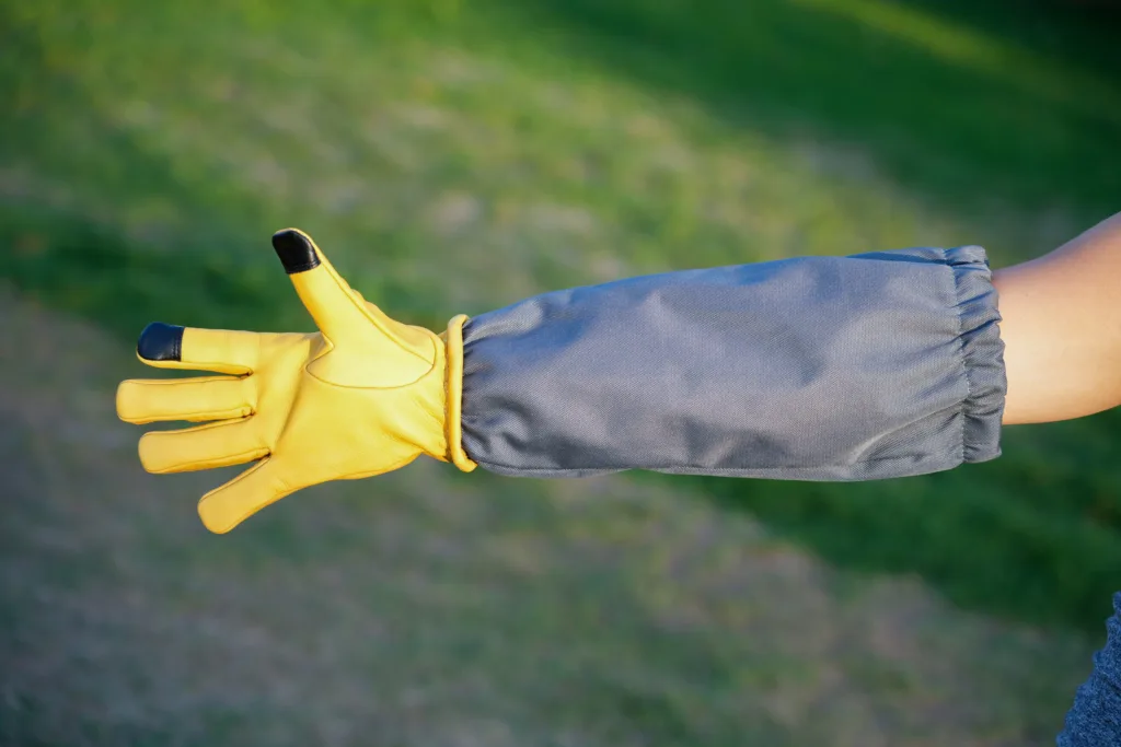Animal Handling Gloves | Animal Care Equipment USA